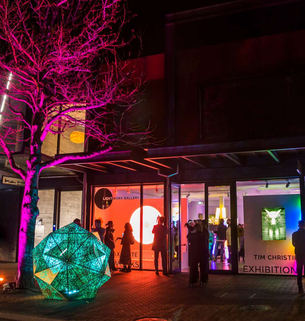 About - Lightworx Gallery in Queenstown